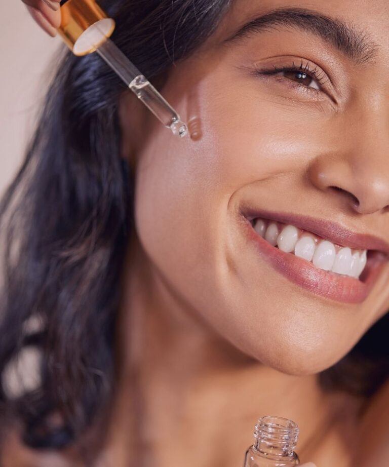 6 Nasty Effects Of Sugar On The Skin (& How To Repair the Damage)